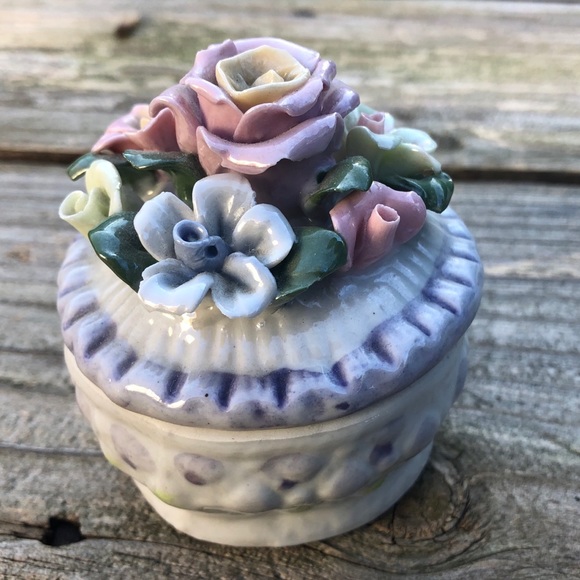 Accents | Delicate Flower Trinket Box 3 Inches Tall | Poshmark
